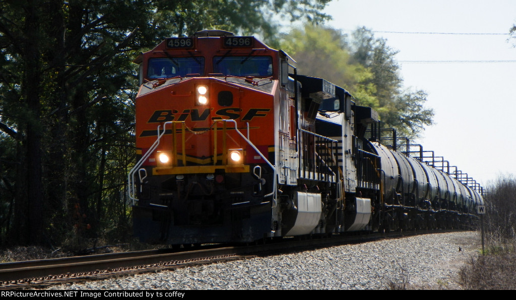 BNSF 4596